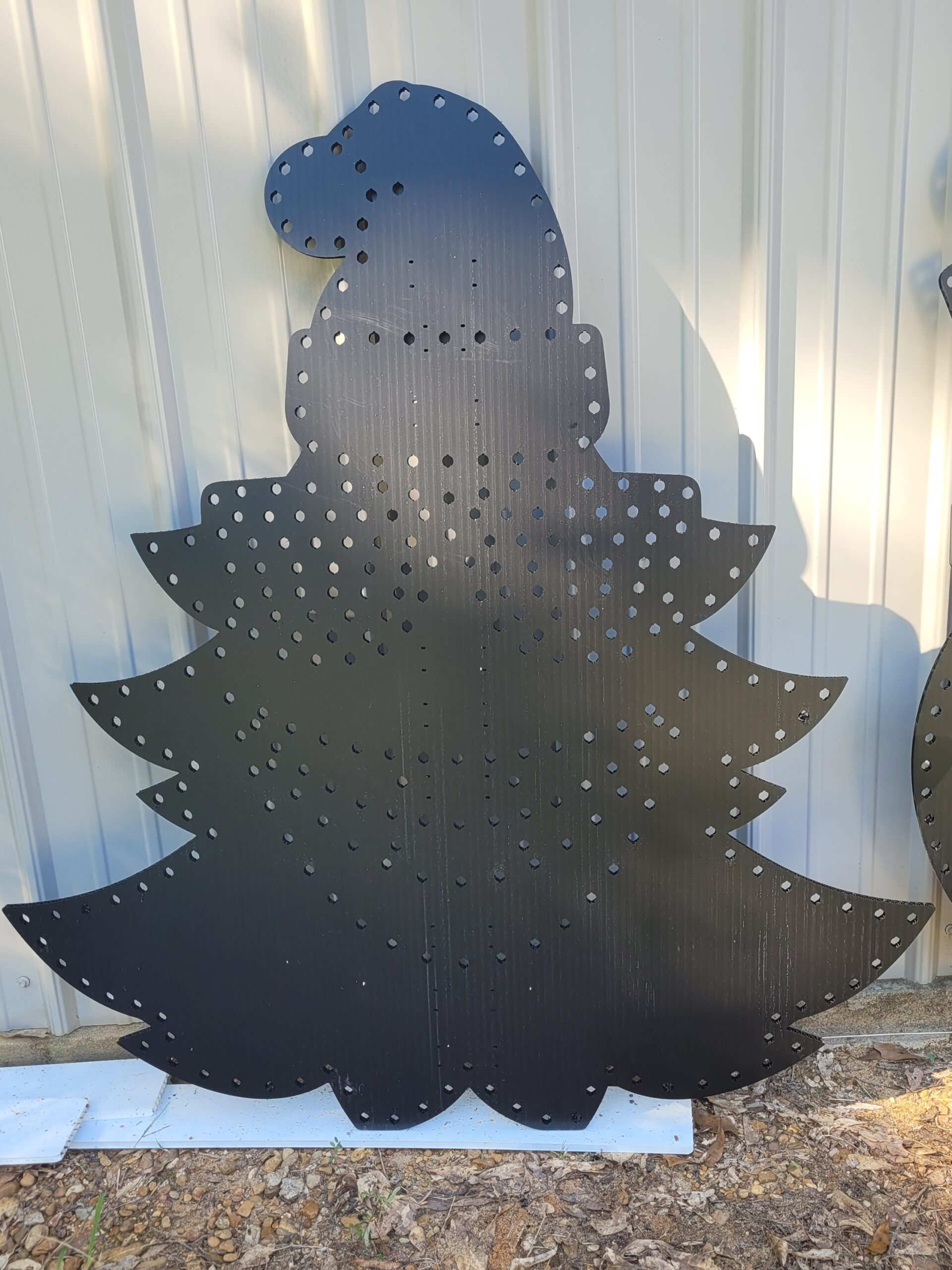 Singing Tree From mo-del.ca – Coro Props EFL Designs